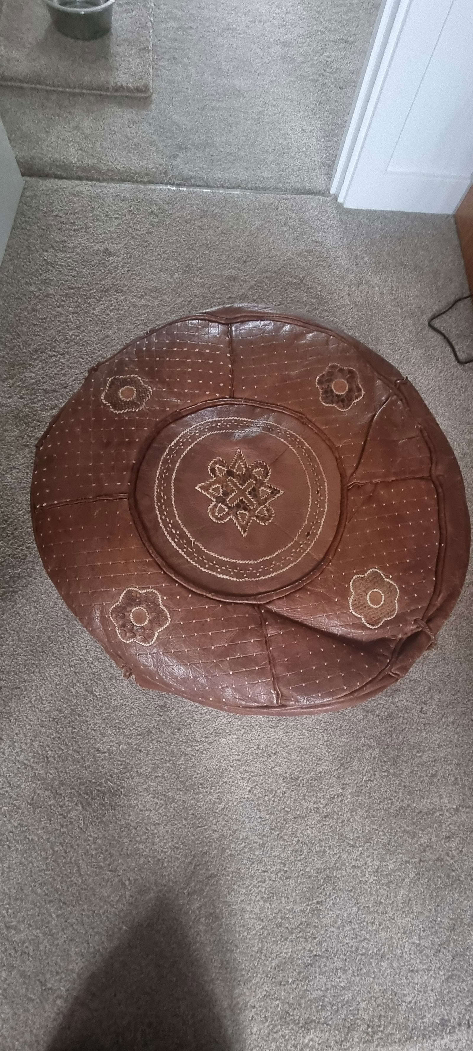 Free: Leather Pouffe (Penrith CA11) - Penrith & Eden District Freegle
