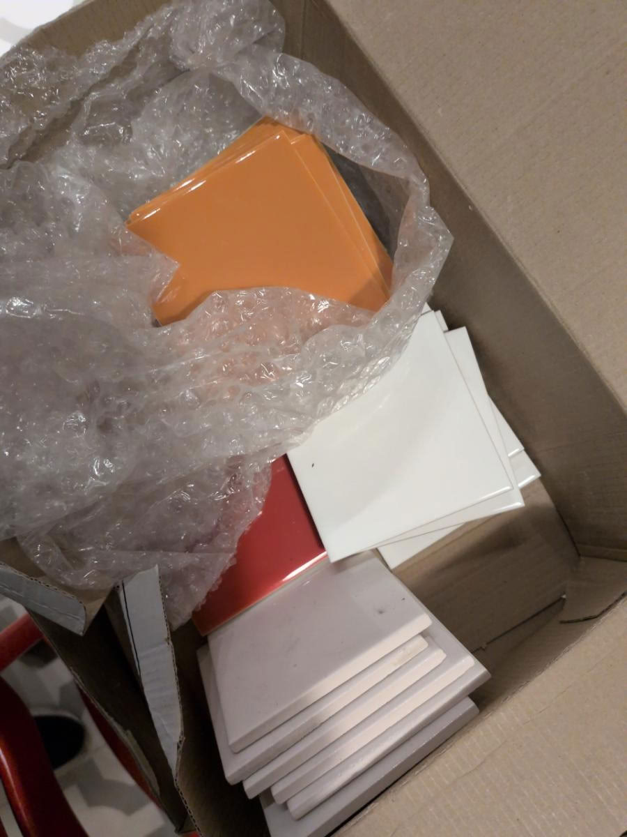 Free: Kitchen tiles (Honor oak)