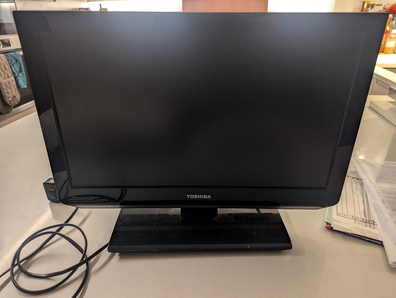 Free: Toshiba TV DVD player (not working) (Cheadle SK8) - Stockport Freegle