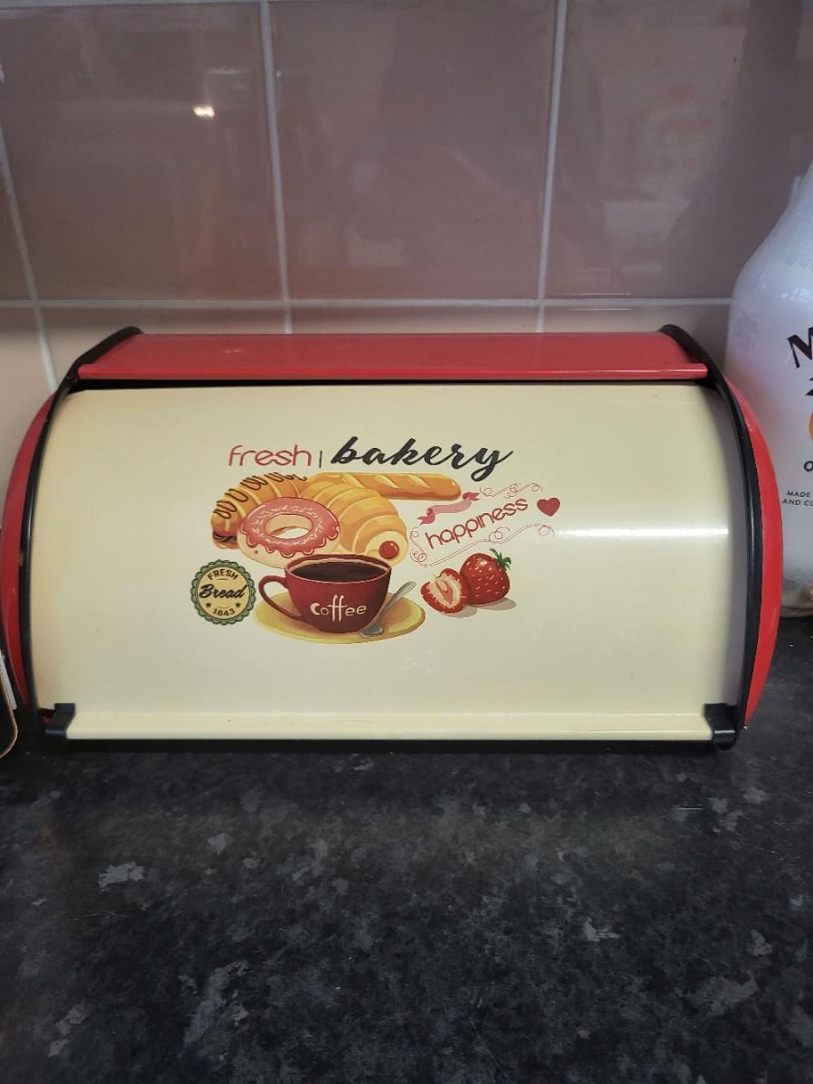 Free: Bread bin (Dursley) - Stroud Freegle