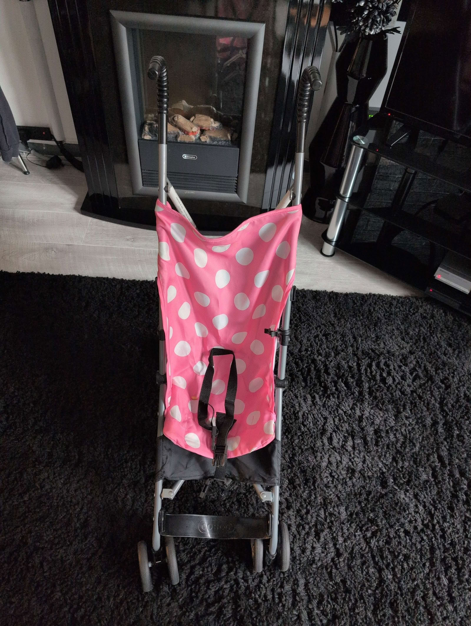 Free: Minnie mouse stroller (Queen's Park BN2) - Brighton Freegle