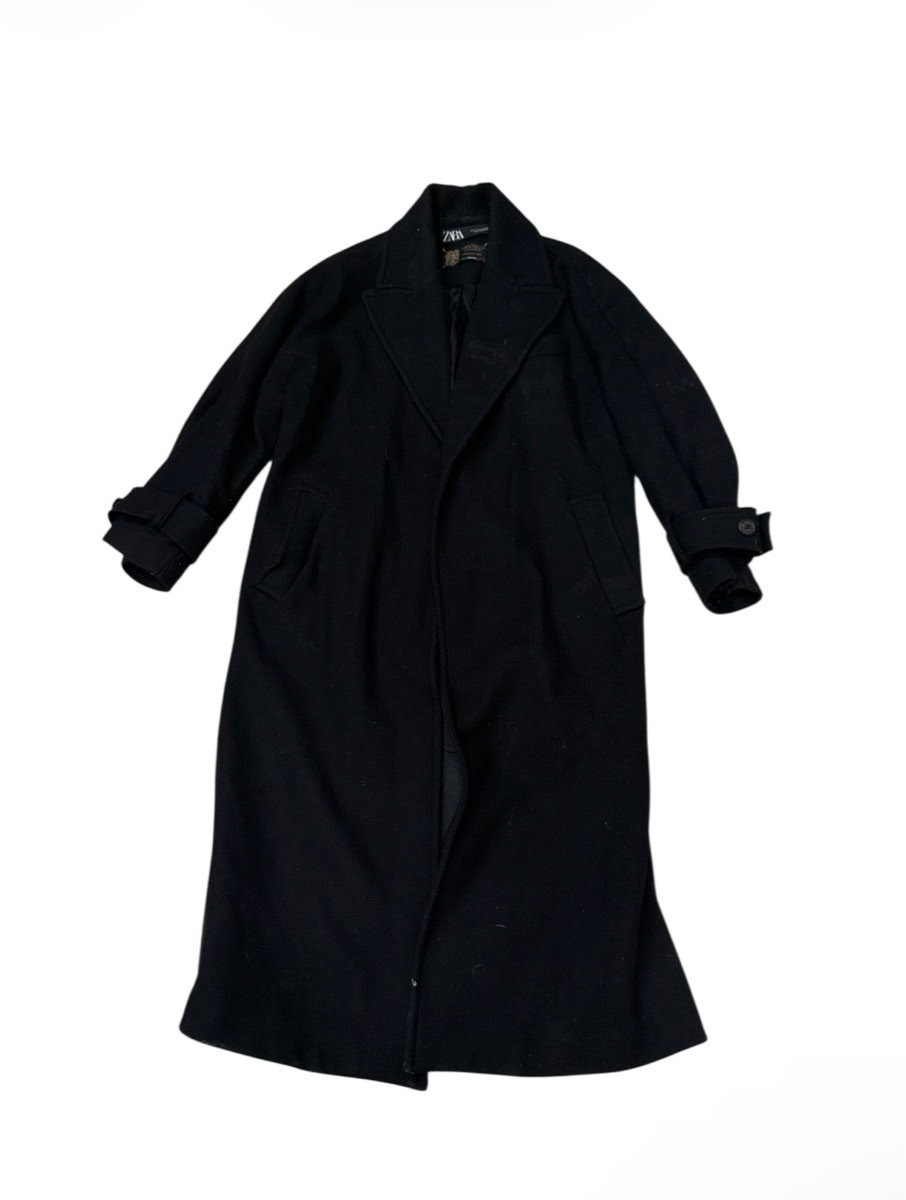 Free: Zara Manteco Woman’s Coat (Brooklyn Storage)