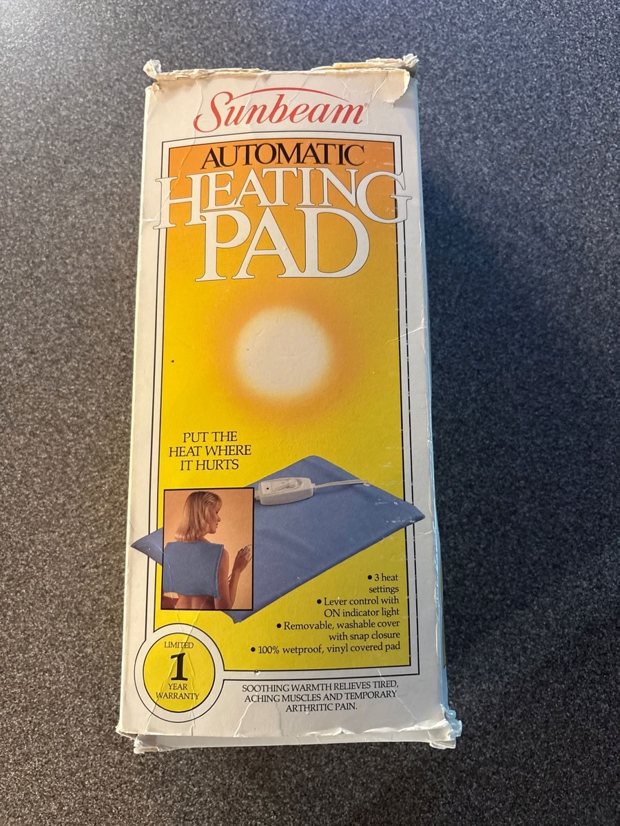 Free: Sunbeam Heating Pad (Highland Ave, RWC)
