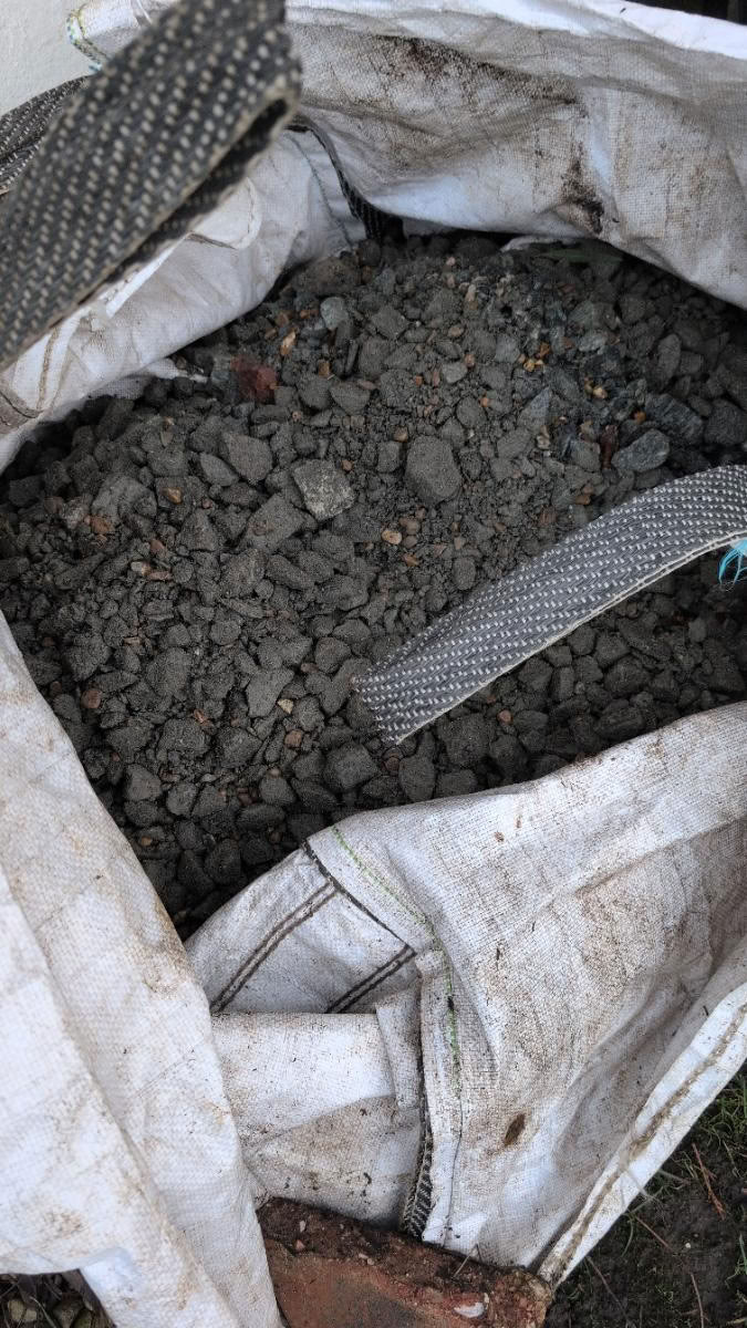 Free: Mot type 1 (Borehamwood)