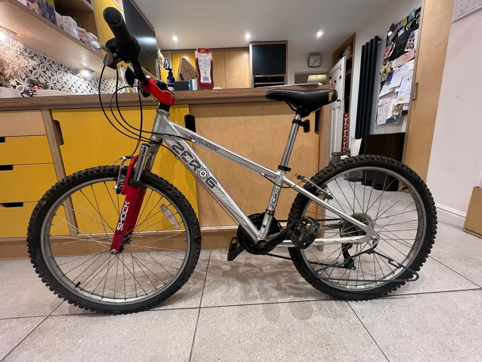 Free: Raleigh Zero G Kids Bike (Wirksworth DE4) - Matlock Freegle