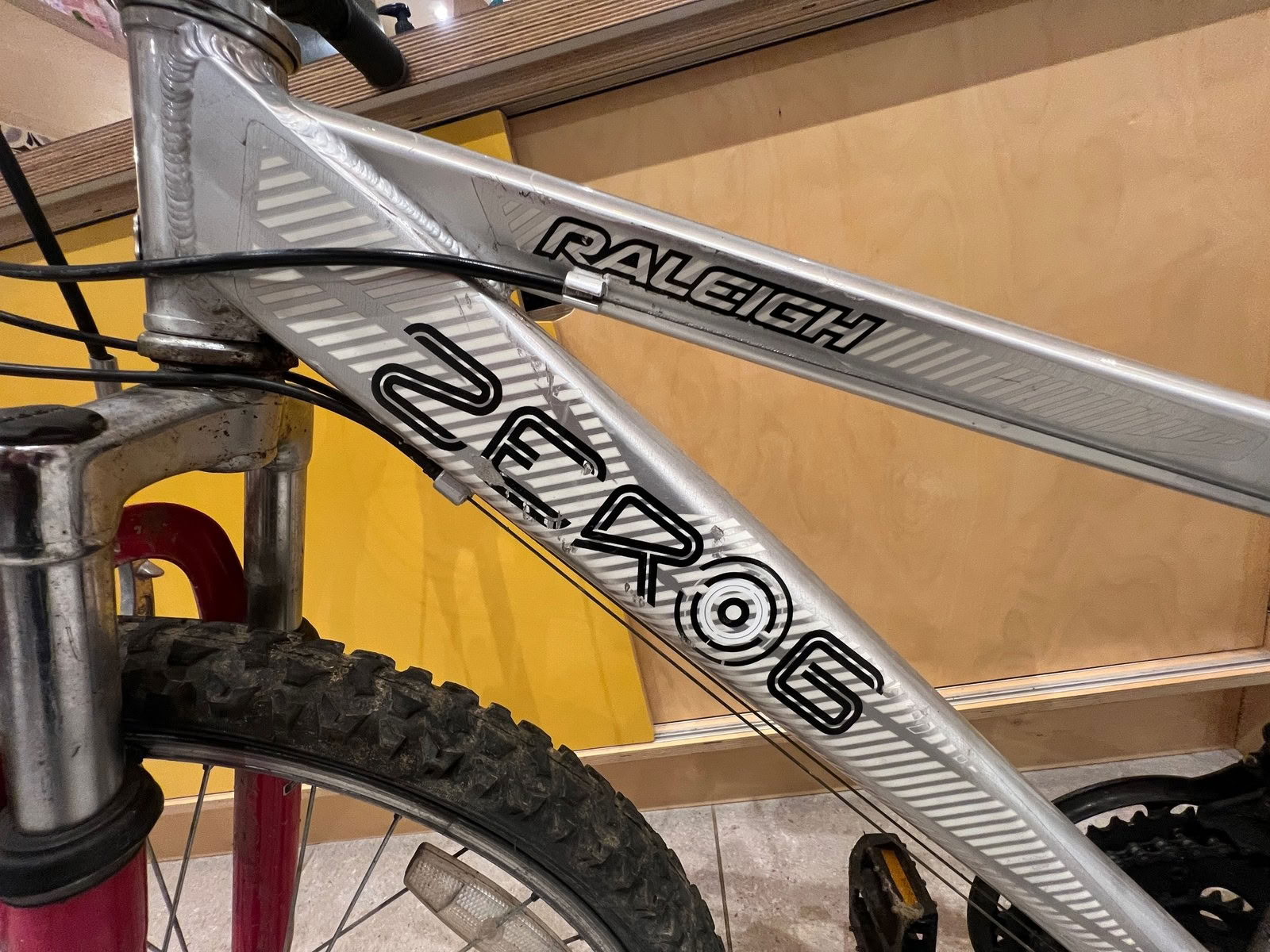 Free: Raleigh Zero G Kids Bike (Wirksworth DE4) - Matlock Freegle