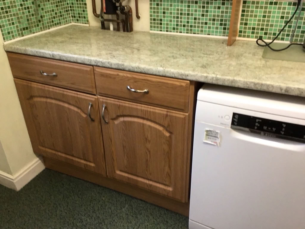 Free: Fitted kitchen (Warton LA5) - Carnforth Freegle