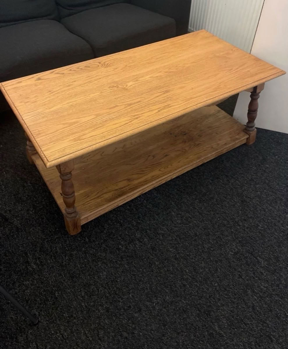 Free: Pine coffee table (Bromley North BR1) - Bromley Freegle