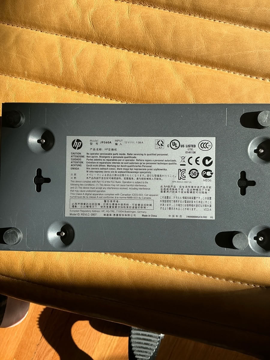 Free: HP 16 port Ethernet switch (Golden Valley)