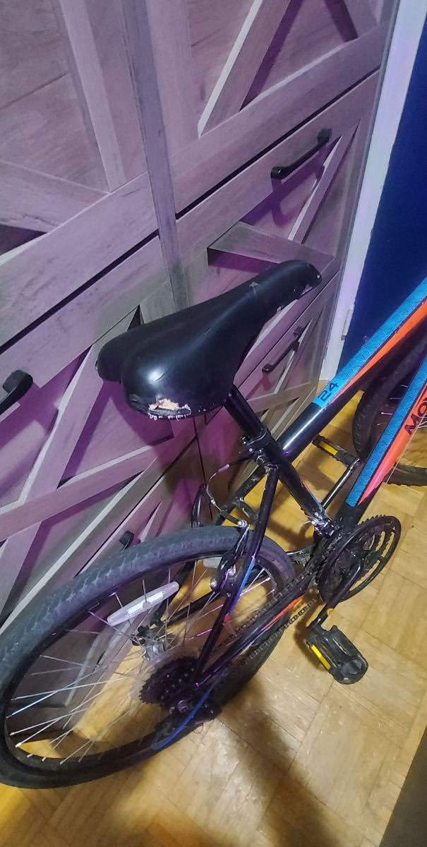 Free: Bike (Etobicoke/Mississauga border)